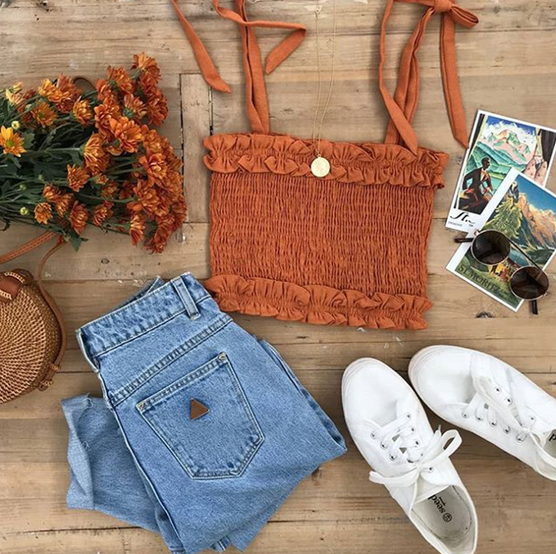 Hot Style Pleated Short Bodice Top With And Chiffon Vest on Luulla