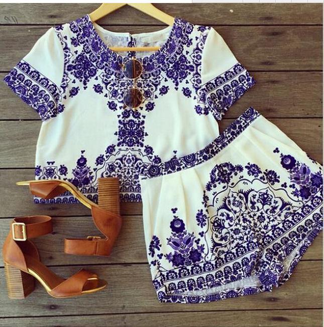 Porcelain Print Two Piece Set on Luulla
